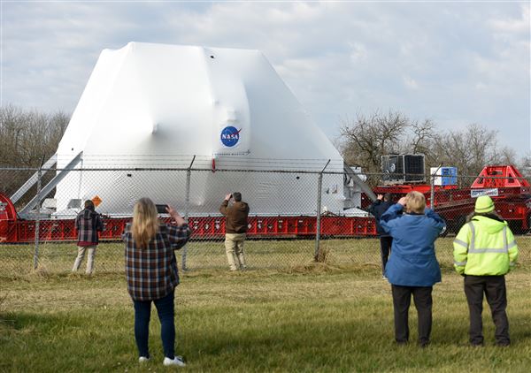 Orion Spacecraft Rolls Through Ohio | News, Sports, Jobs - The ...